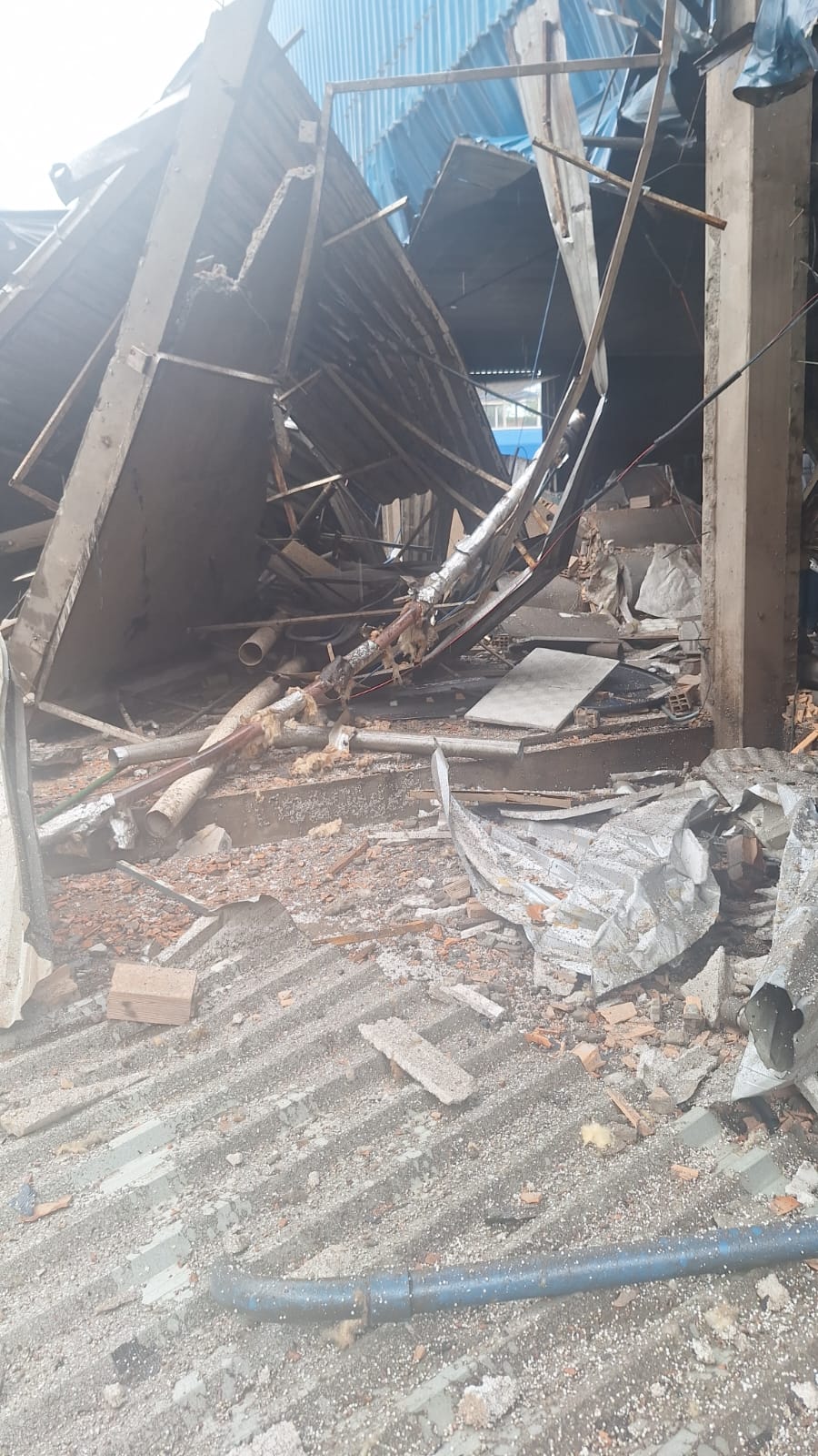 Explosão em empresa deixa três feridos em Braço do Norte